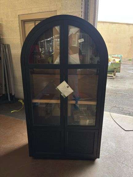 Enzo 990395681 Collection Cabinet - Sierra Auction Management Inc