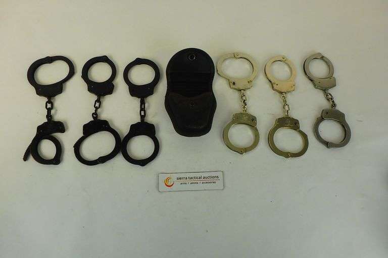 VIPERTEK & VALOR HANDCUFF LOT - Sierra Tactical Auctions, Inc.