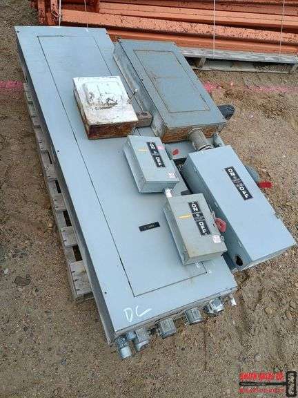 Electrical Switch Panels/Breaker Boxes - Smith Sales Co. Auctioneers