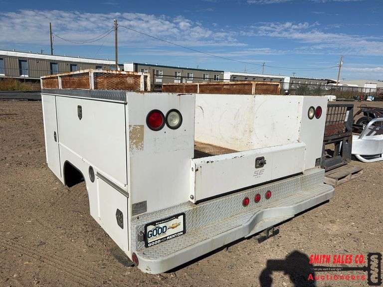 9 ft. Service Bed off Dually - Smith Sales Co. Auctioneers