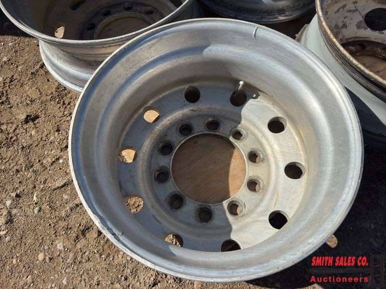 4 - 22.5 rims - Smith Sales Co. Auctioneers