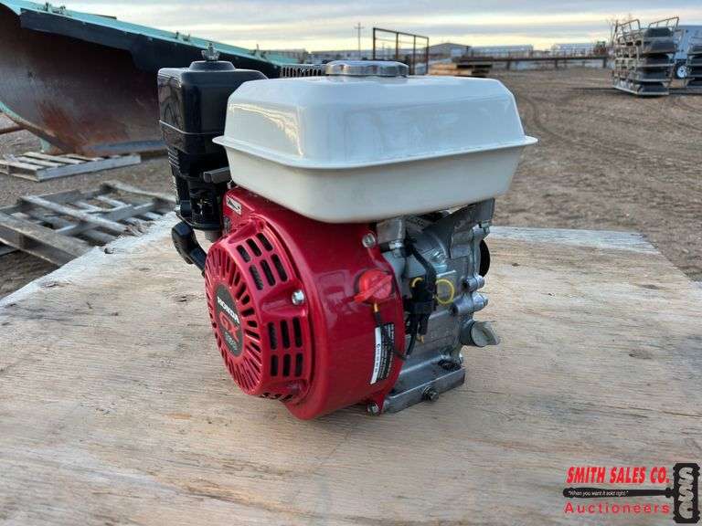 Honda GX 160 Engine w/ Pulley - Smith Sales Co. Auctioneers
