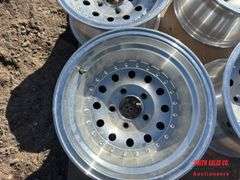 Chevrolet Truck Rims - Smith Sales Co. Auctioneers