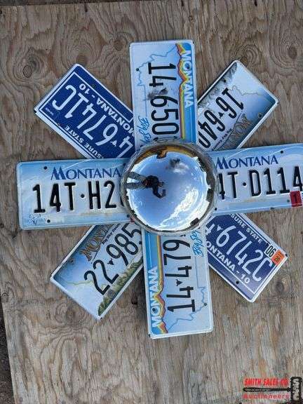 MT License Plate Flower Art - Smith Sales Co. Auctioneers