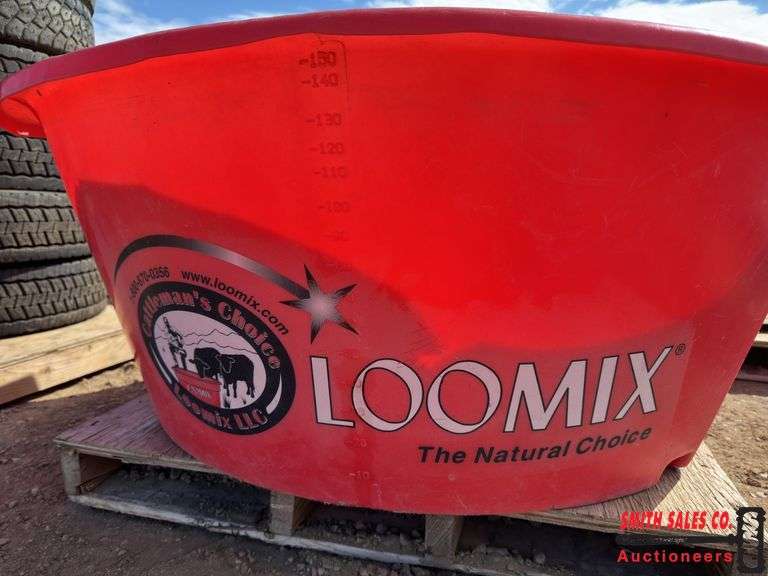 Tub full of Irrigation Fittings - Smith Sales Co. Auctioneers