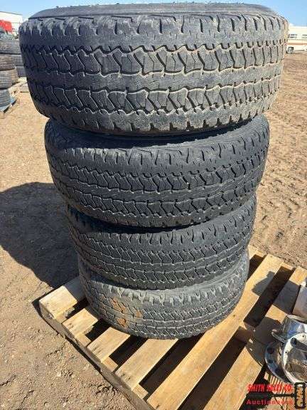 6 hole 17 inch rims - Smith Sales Auctioneers LLC