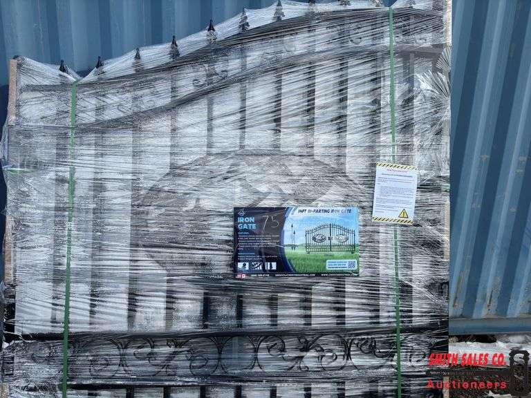 14 ft. Gate w/ Deer Design - Smith Sales Co. Auctioneers