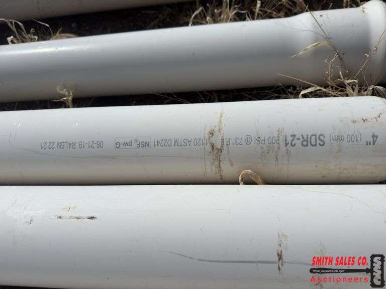 10 - 40 ft 4 inches pipe - Smith Sales Co. Auctioneers