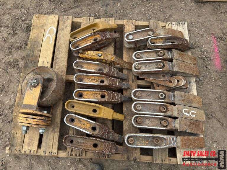 Misc. Heavy Equipment Teeth - Smith Sales Auctioneers LLC
