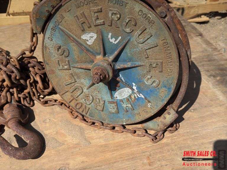 Hercules Overhead Crane 1 Ton - Smith Sales Co. Auctioneers