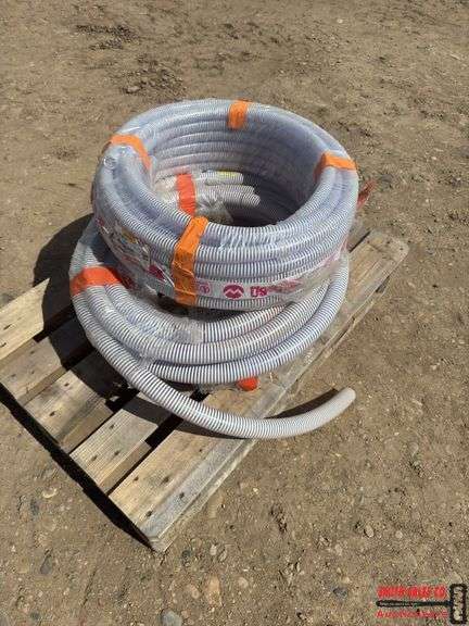 1 & 1 1/2 Tiger Flex Hose - Smith Sales Co. Auctioneers