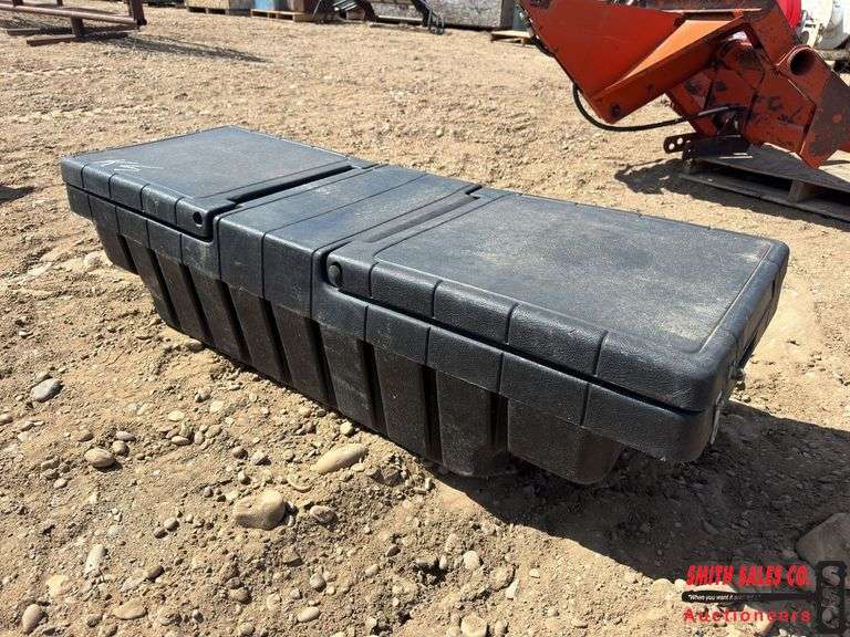 4ft Steel Tool Box + Plastic Tool Box - Smith Sales Co. Auctioneers