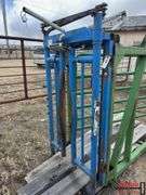 Head Catch - Smith Sales Co. Auctioneers