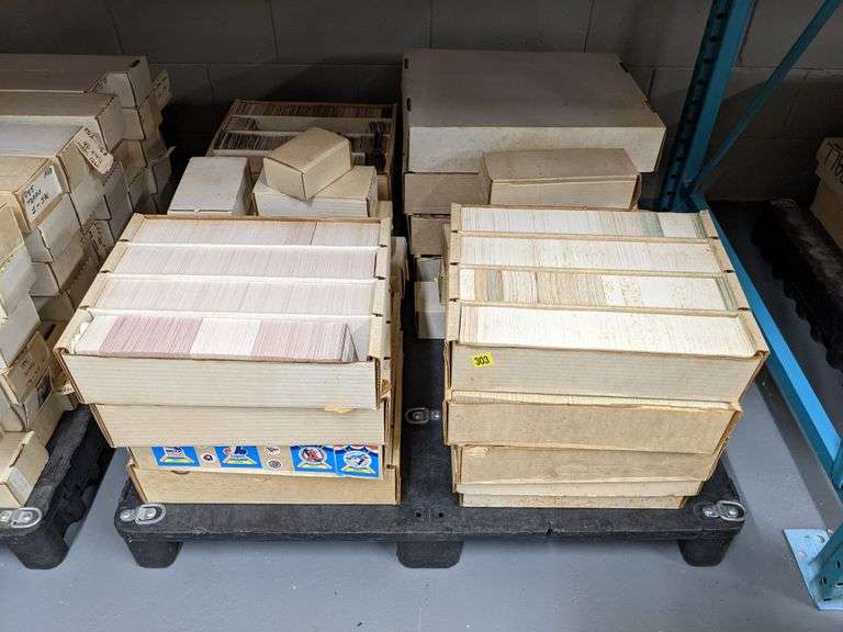 Large Pallet Lot of Common Sports Cards - South Auction