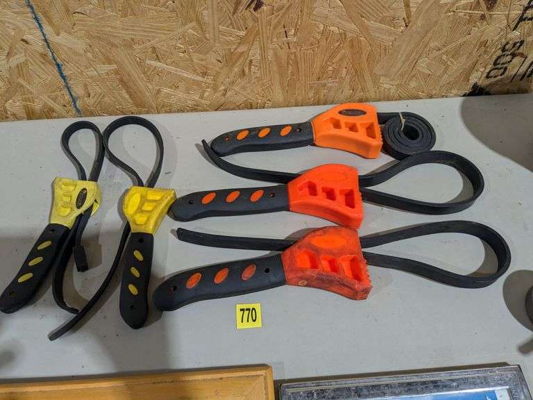 Lot of 5 filter strap wrenches - South Auction