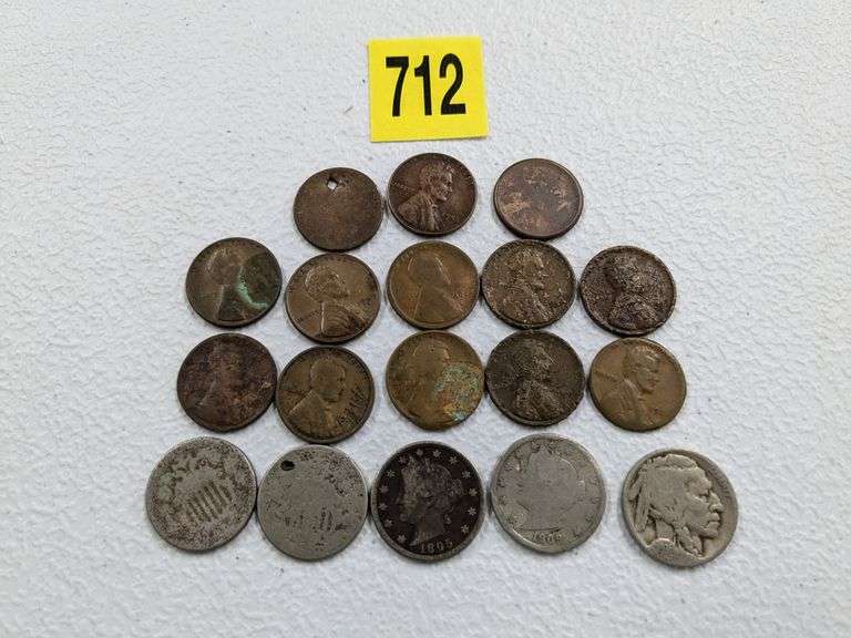 Lot of 18 various vintage coins - South Auction