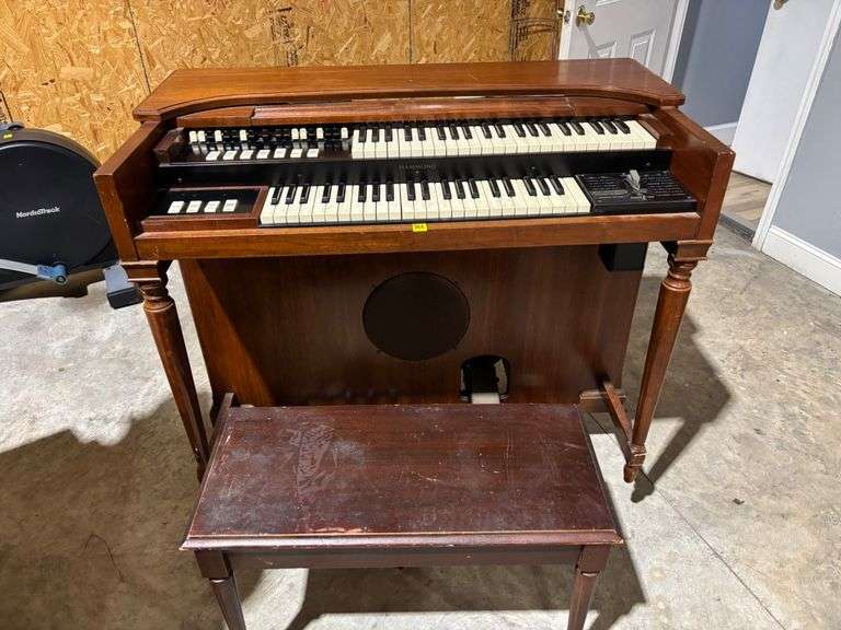 Electro-Tone Electronic Organ with Bench and Pedals - South Auction