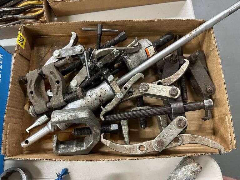 Assorted Metal Clamps and Pullers in Box - South Auction