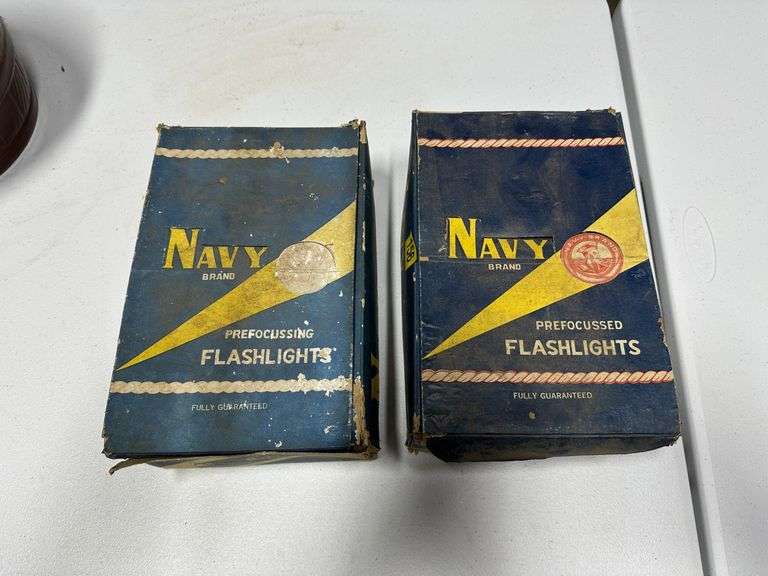 Navy Brand Prefocused Flashlights in Original Packaging - South Auction