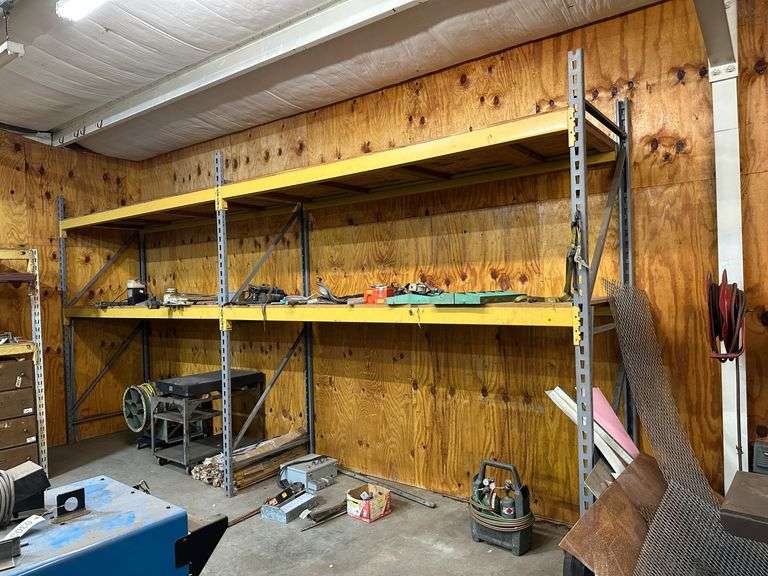 Heavy-Duty Industrial Pallet Rack with 3 Uprights and 4 Beams - South ...