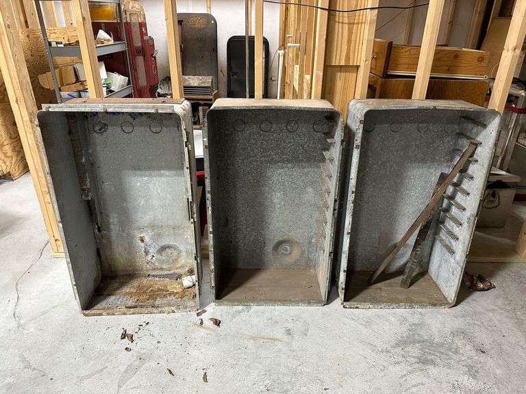 Three Beverage Vending Machine Boxes - South Auction