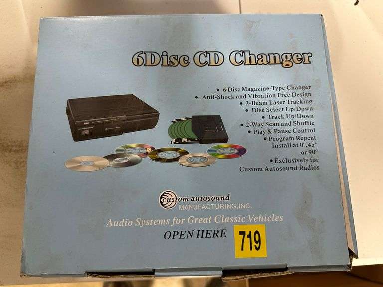 Custom Autosound 6-Disc CD Changer for Classic Vehicles - South Auction