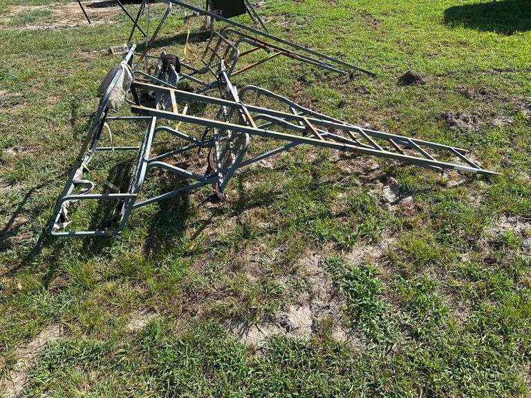 Metal Deer Stand With Ladder Frame - South Auction