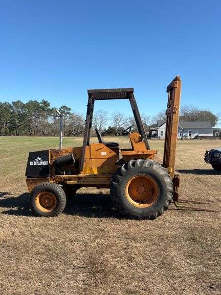 Case 580B Construction King Forklift with Gas Engine - South Auction