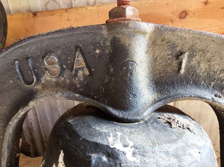 #1 Dinner Bell & Yoke - T&S Auction Service