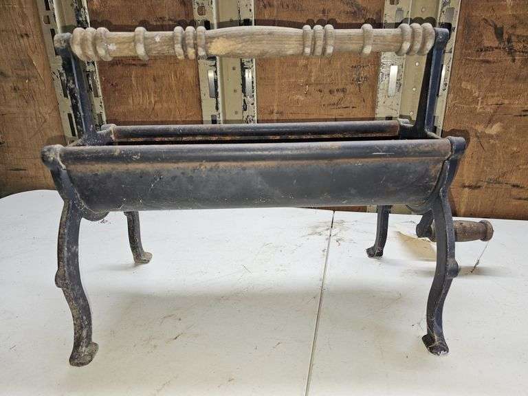 Vintage newspaper fire log roller - T&S Auction Service