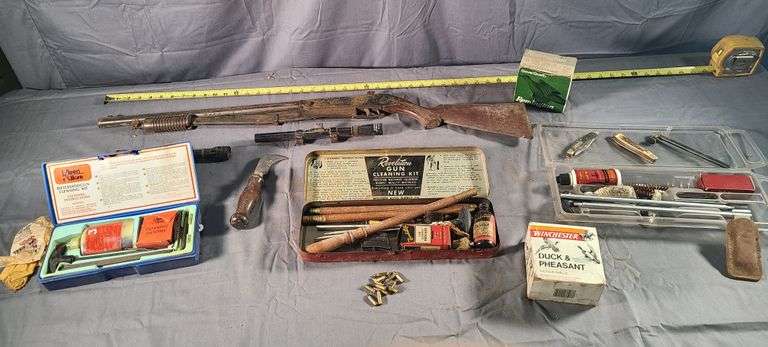 Daisy mod. 25 BB gun, scopes, knives, ammo, etc - T&S Auction Service