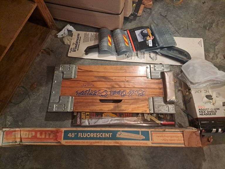 Roll-Over Creeper and other Auto Items - T&S Auction Service