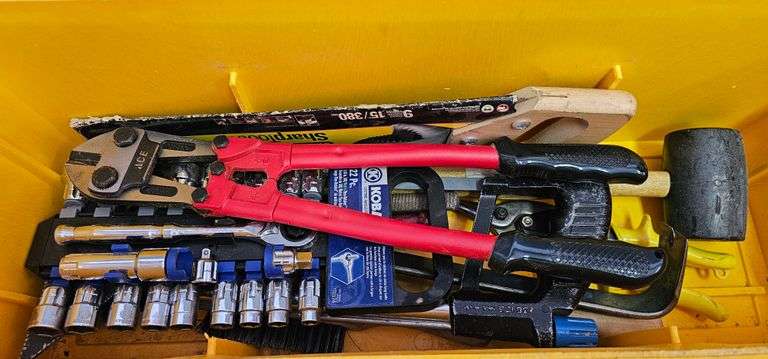 Toolbox & Contents - T&S Auction Service