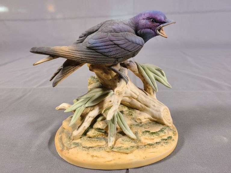 Vintage Bird Figurines - T&S Auction Service