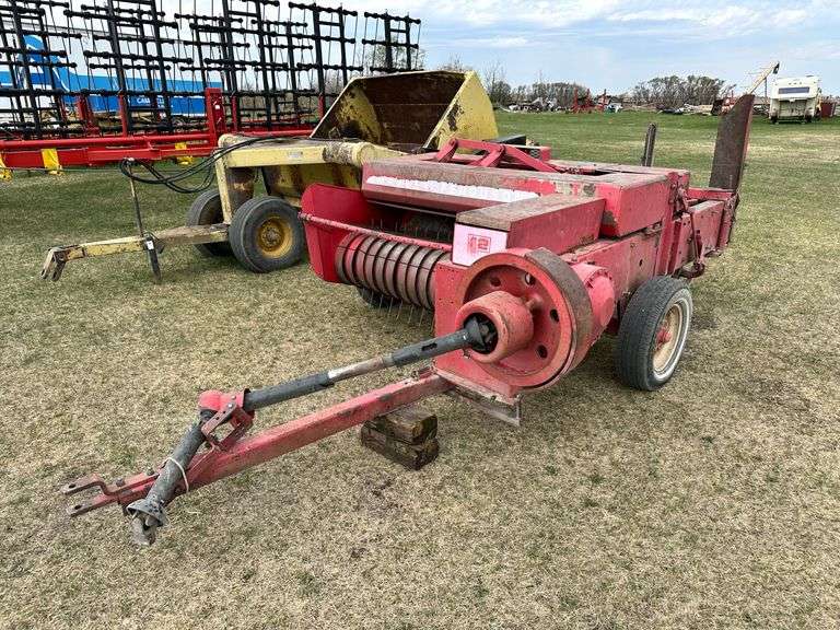 Massey Ferguson 12 Square Baler - Taylors Auctioneers Ltd