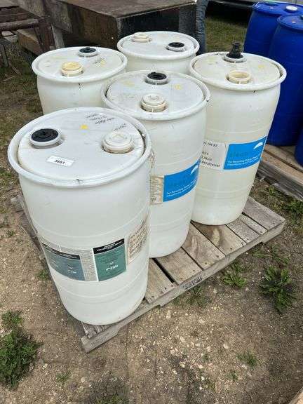 5 poly drums 80L - Taylors Auctioneers Ltd