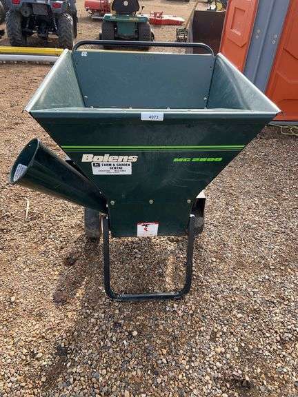 Bolens MC2800 wood chipper - was running last fall - Taylors ...