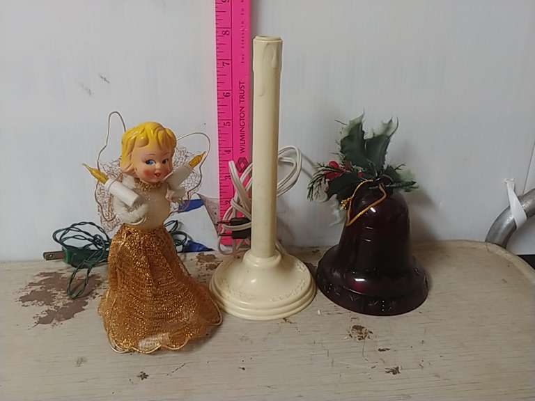 Light Up Christmas Decorations - Trice Auctions Light Up Christmas Decorations - Trice Auctions