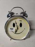 Smiley Face Alarm Clock - Trice Auctions