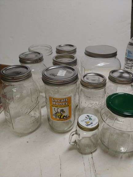 (11) Different types Of Jars - Trice Auctions