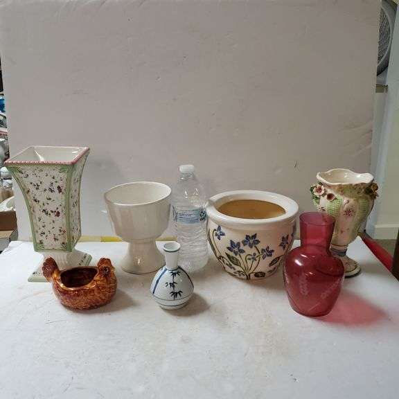 (7) Assorted Vases - Trice Auctions