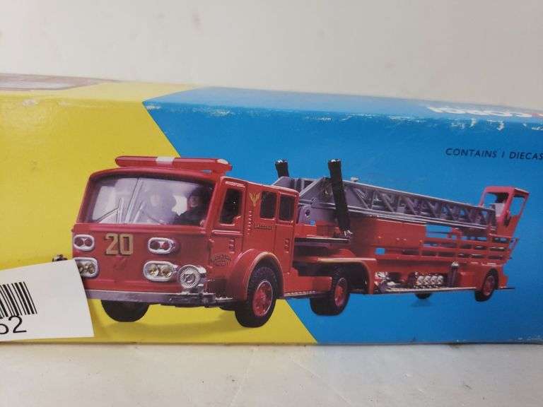 Corgi Classic Diecast Fire Engine - Trice Auctions