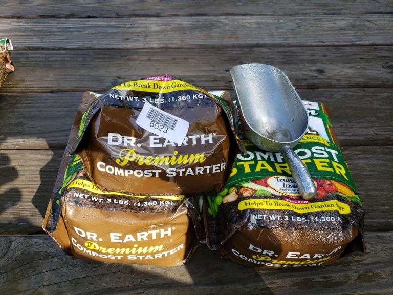 Dr. Earth Compost Starter - Trice Auctions
