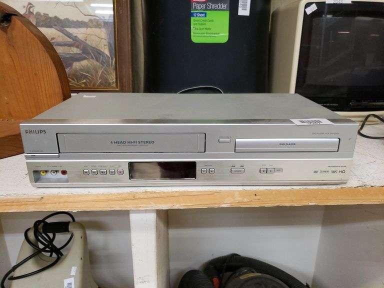 Philips VHS/DVD Player Combo - Trice Auctions