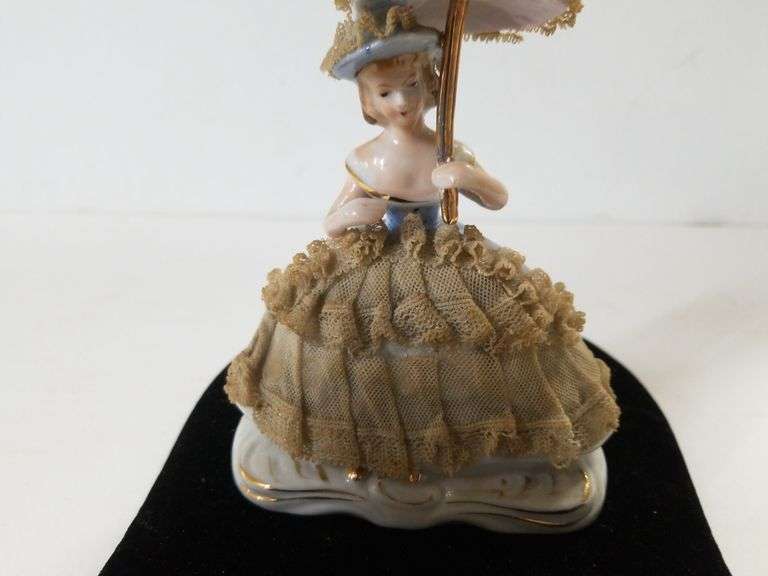 Porcelain Lady Figurine - Trice Auctions