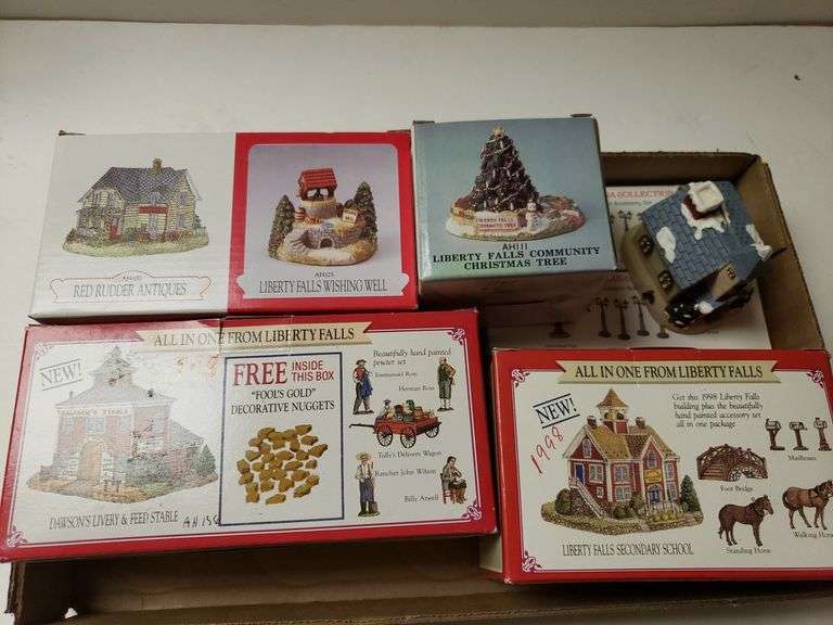 The Americana Collection Figures - Trice Auctions