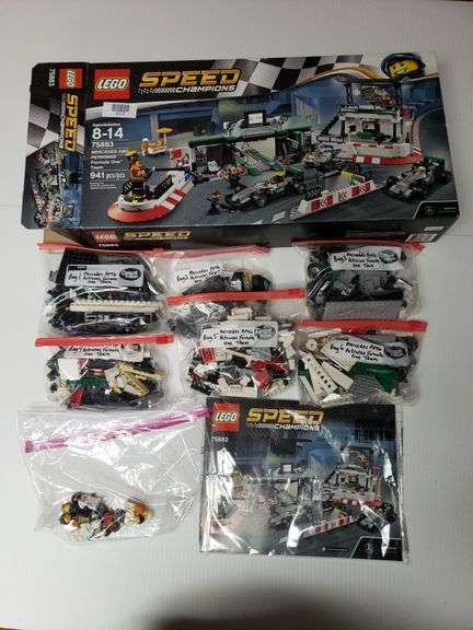 Open Lego Set Speed Champions Mercedes AMG Petronas Formula One Team ...