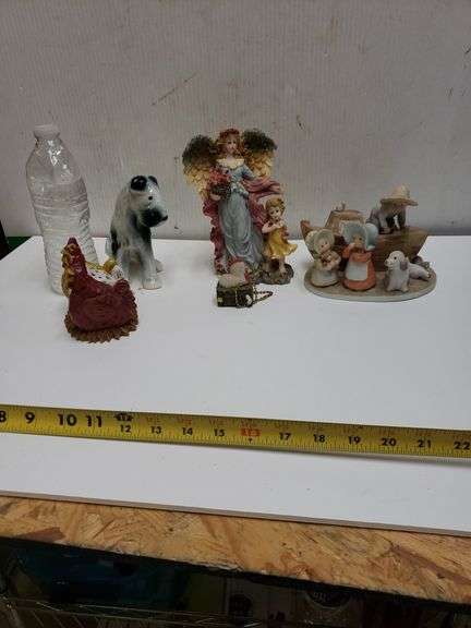 Assorted Figurines - Trice Auctions
