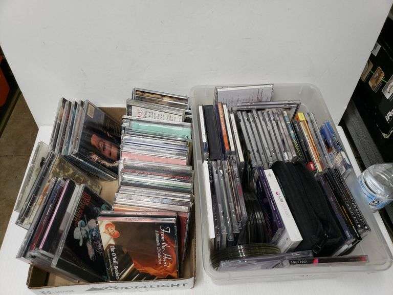 Large Lot Of Various CDs - Trice Auctions