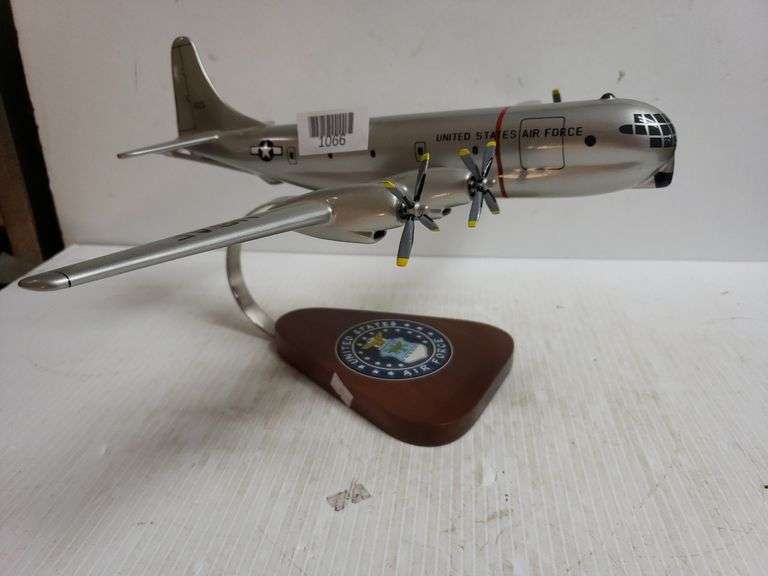 US Air Force Plane Desk Display - Trice Auctions